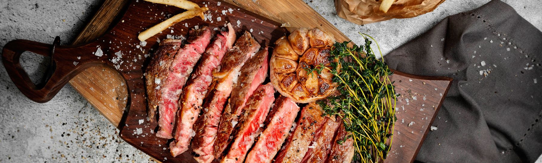 The Lounge & Bar menus